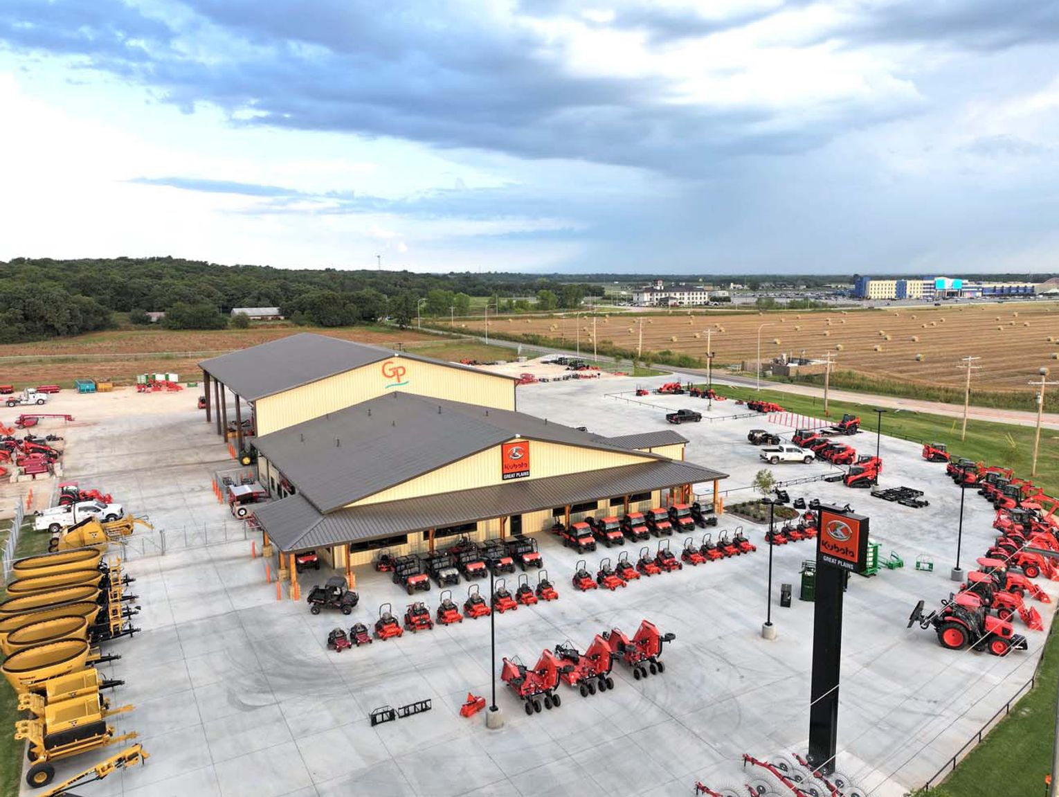 Great Plains celebrates its new location across from Riverwind